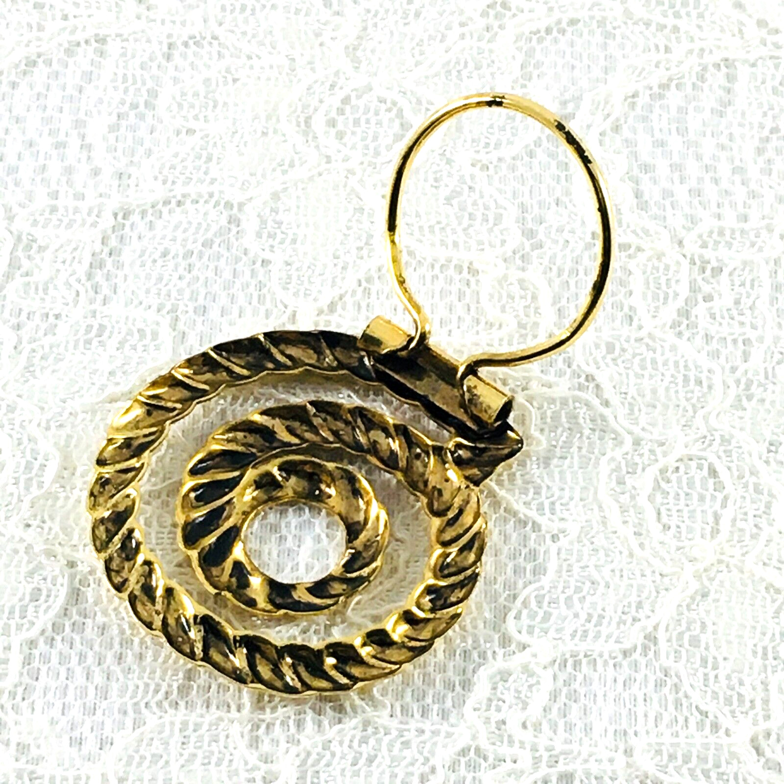 Vintage Round Spiral Coiled Rope Pattern Gold Tone Bu… - Gem