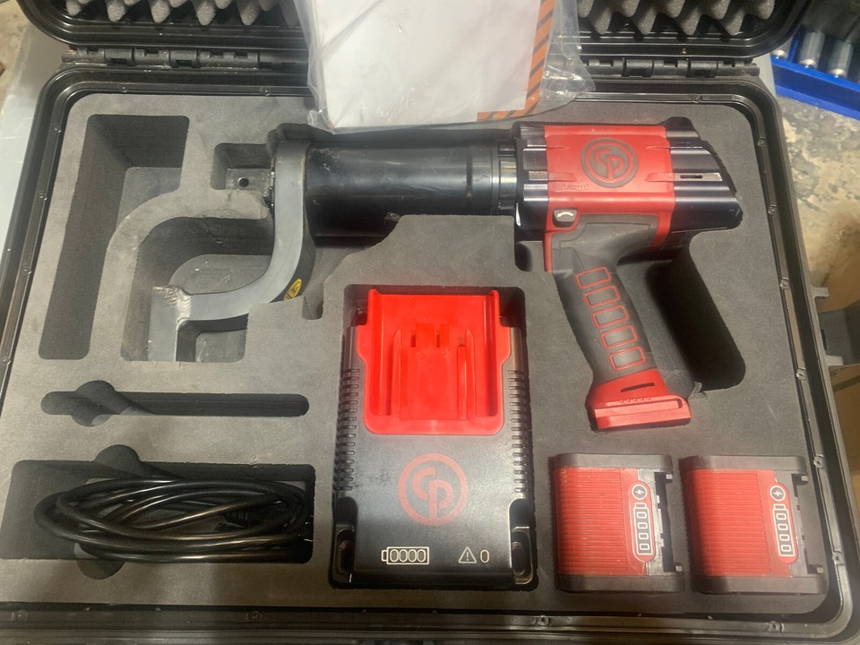 Chicago Pneumatic Cp8626 Cordless Torque Wrench,Drive 1" Drive 36V Dc ...