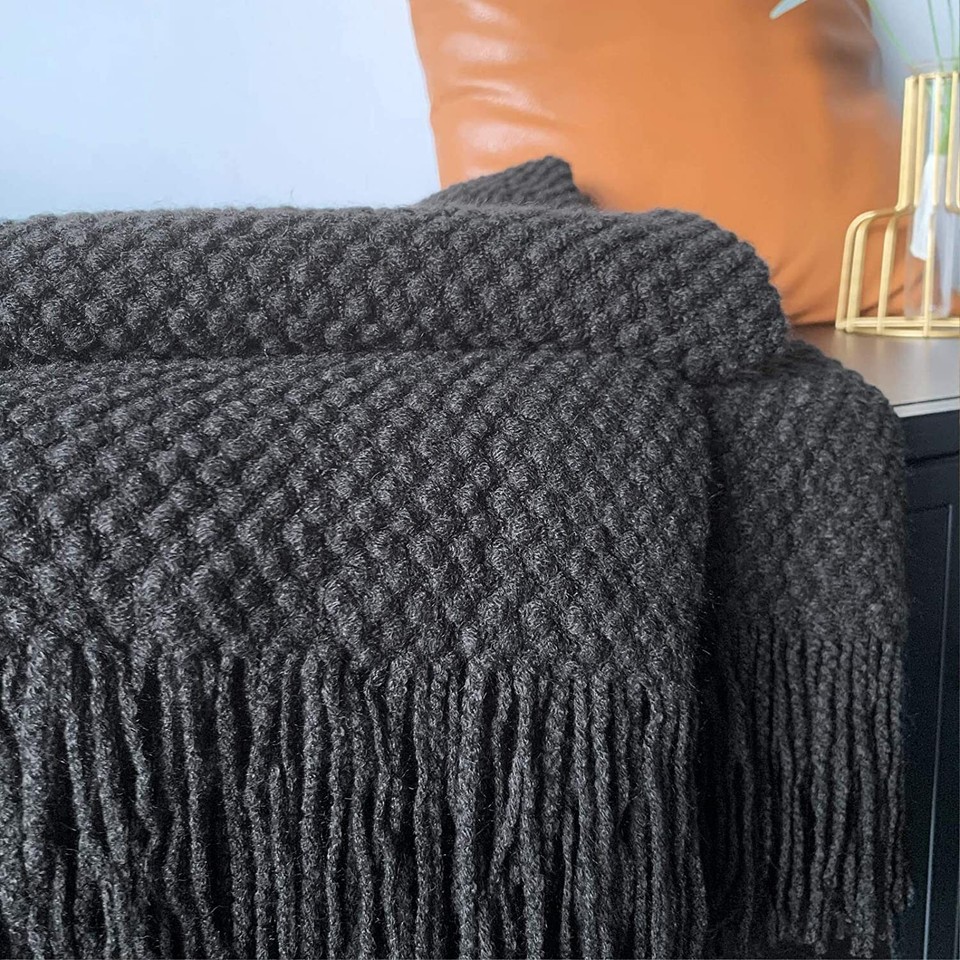 LOMAO Knitted Throw Blanket with Tassels Bubble Textured Lightweight ...