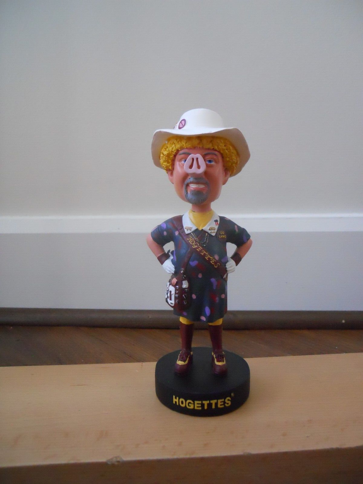 LIMITED EDITION WEMBLEY PIG HOGETTES BOBBLEHEAD - Wash. Redskins *FREE ...
