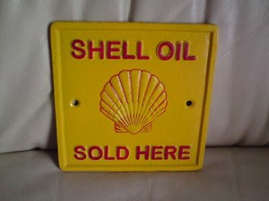 Shell Oil Advertising Sign Repro SHELL OIL SOLD HERE Cast Iron 16.7 cms ...