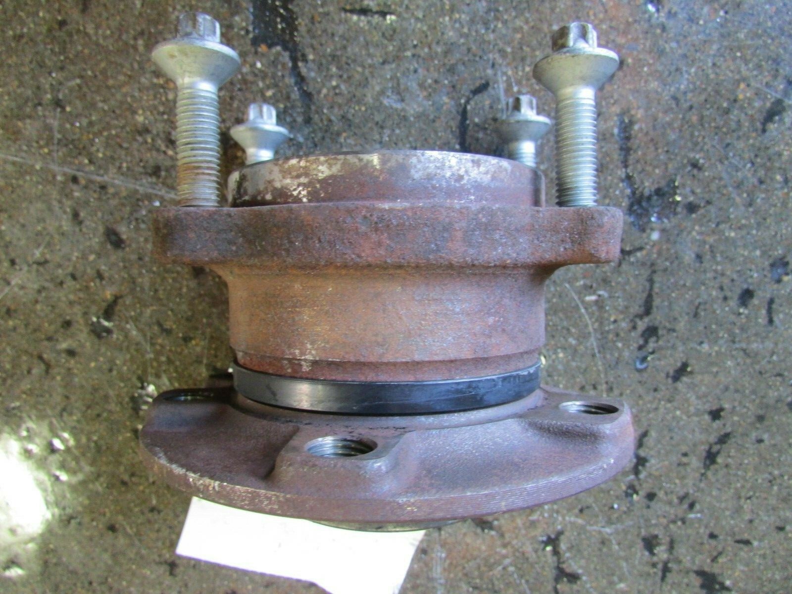 2014 Maserati Quattroporte, Ghibli, Rear Wheel Hub Bearing, Used, P/N ...