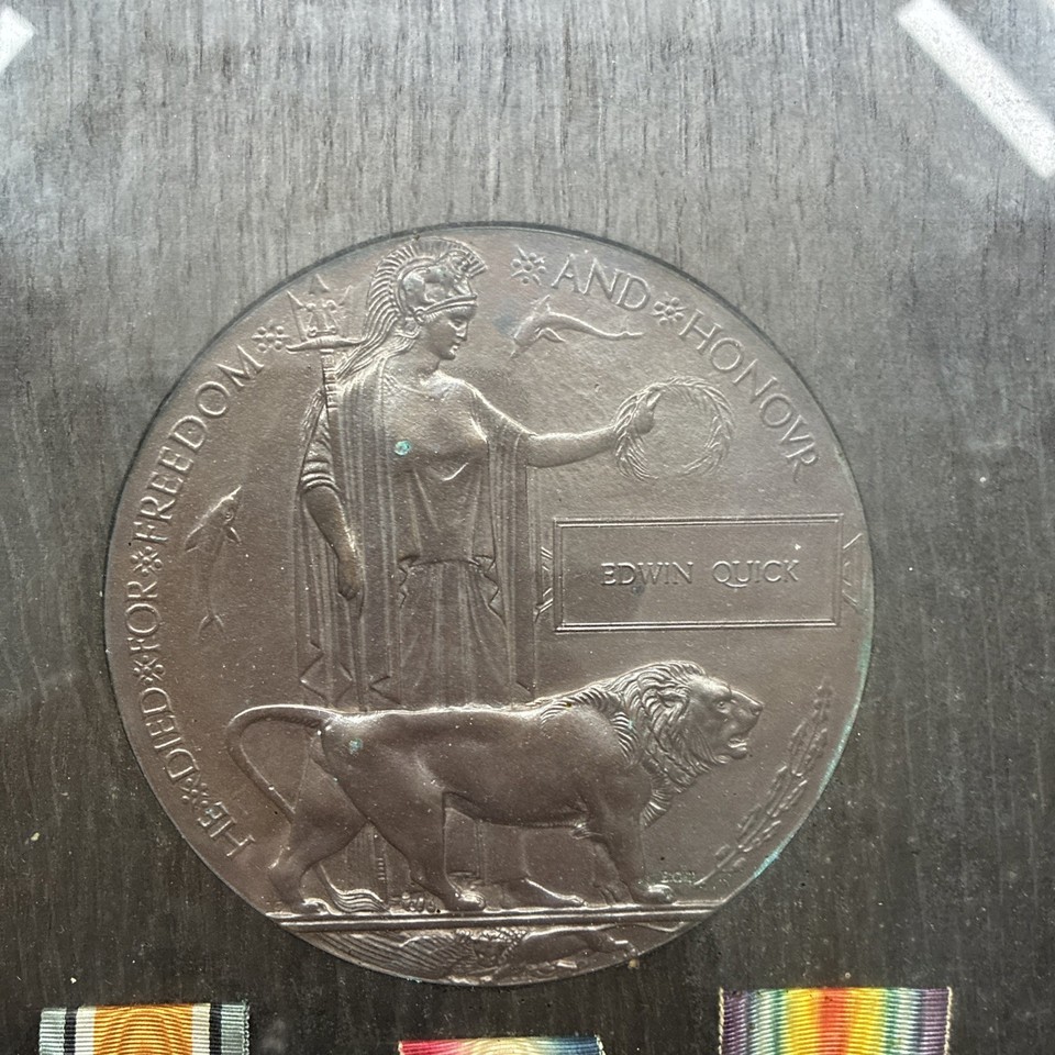 WW1 Framed TRIO AND DEATH PLAQUE - QUICK - Devon Reg - Menin Gate - REF ...