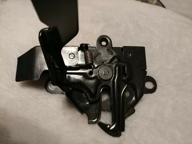 2016 Toyota Camry OEM Hood Lock Latch Assembly 53510-06280 for sale ...