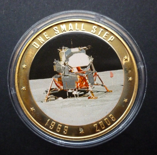 2009 Cook Islands $1 Dollar Coin Moon Landing One Small Step. Queen ...