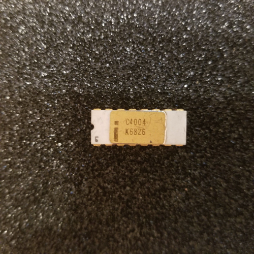 Intel C4004 in White Ceramic Package- World's First Microprocessor ...