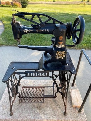 Sewing Machines - Singer 29-4