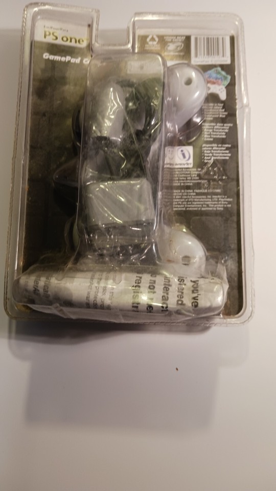 PlayStation GAMEPAD COLOR WIRED CONTROLLER Color White By InterAct ...