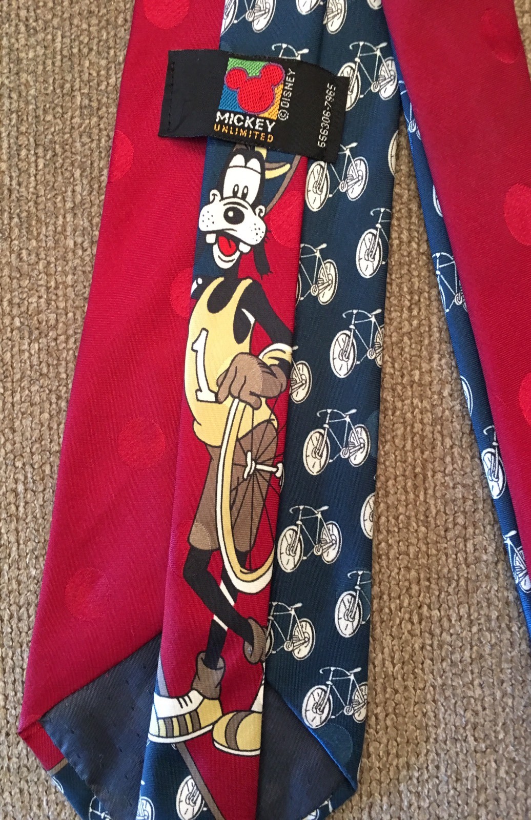 Disney Mickey Unlimited Goofy 1 Cyclist Cartoon Men Novelty Necktie Tie ...