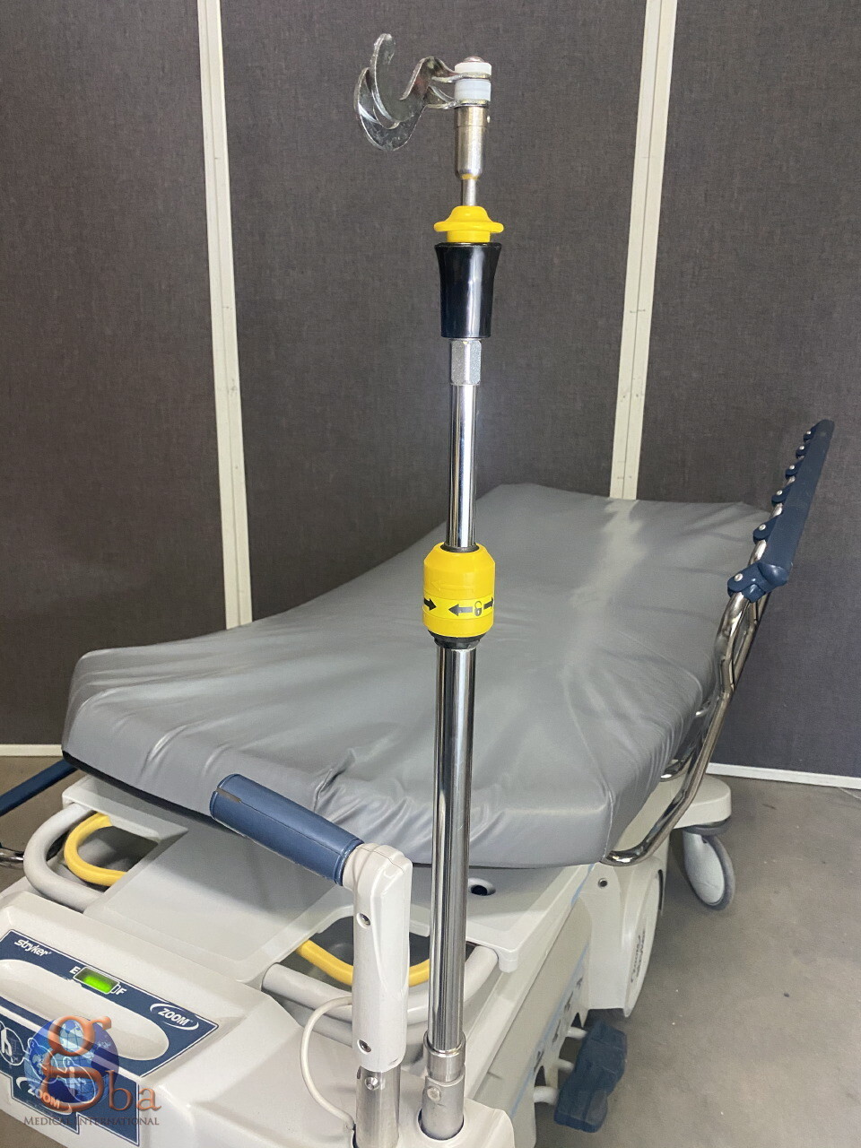 Stryker Big Wheel 1025 ZOOM Glideaway Medical Stretcher Gurney w/ NEW ...