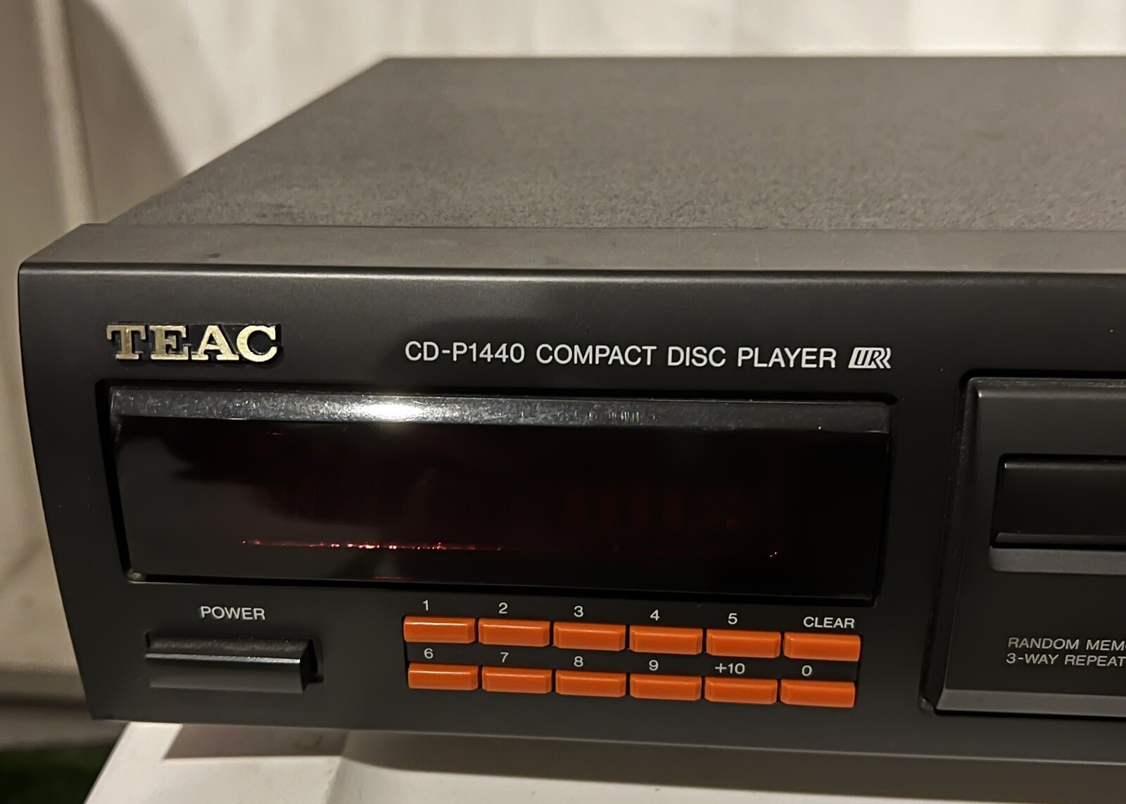 TEAC CD-P1440 Compact Disc Player | CD Player | Black