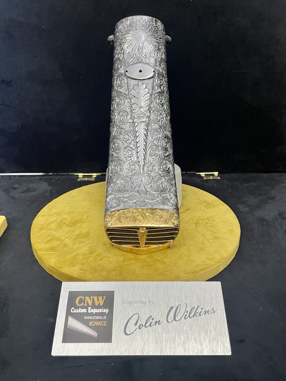 LAMBRETTA GP CUSTOM HAND ENGRAVED CHROME HORNCOVER 23K YELLOW GOLD SX ...