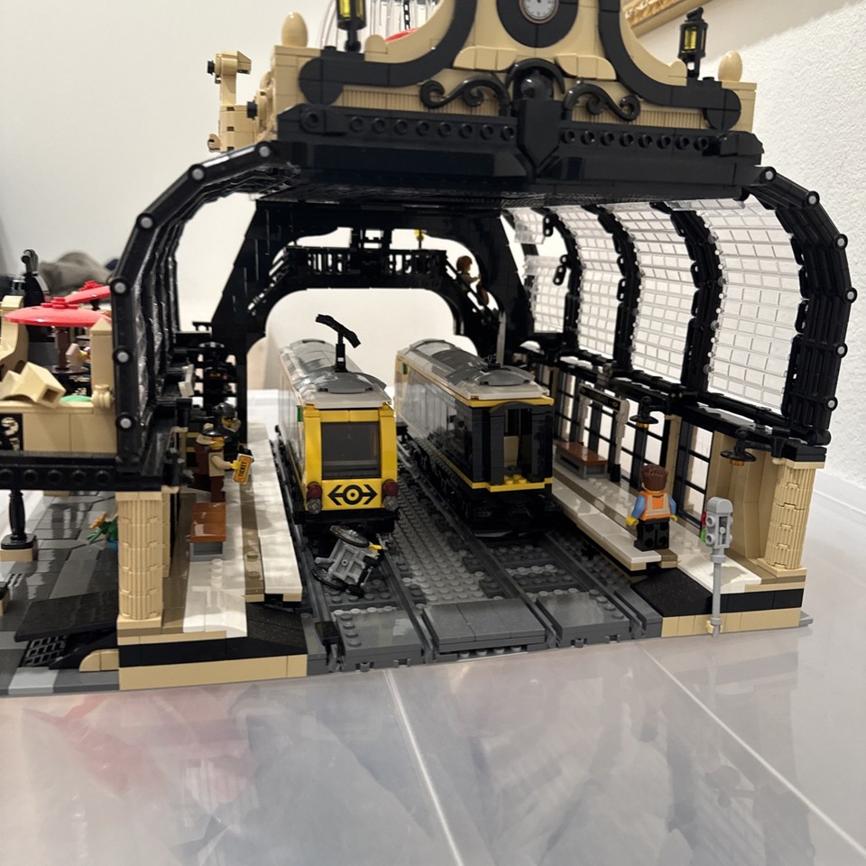 LEGO Bricklink: Studgate Train Station (910002) Brand New Sealed ...