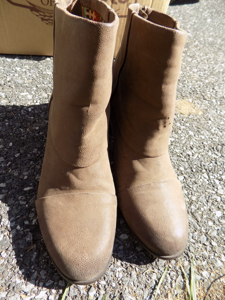 Fergalicious by Fergie Captoe Ankle Zip Boots 2" Heels Distressed Brown ...