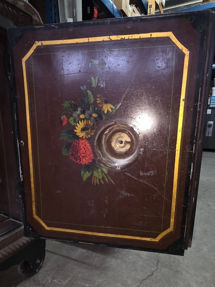 Large Hall's Safe & Lock Co Antique Safe with Casters and Interior ...