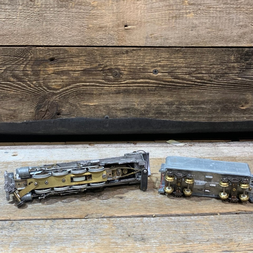 Vintage Locomotive & Tender, HO Scale, Unfinished/Unpainted | eBay