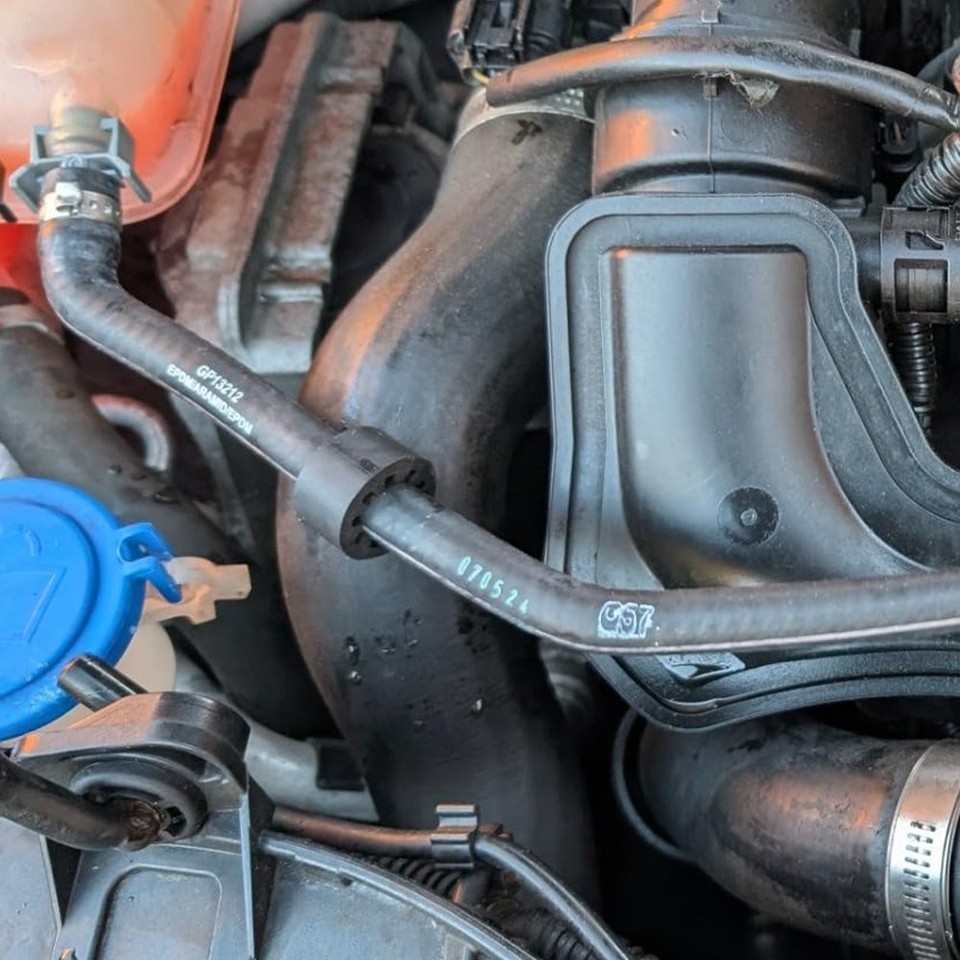 Coolant Water Overflow Pipe Hose For Focus Grand C-Max 12-14 1.0 ...