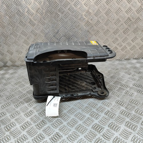MERCEDES-BENZ CLA Coupe C117 Batteriehalterfach A2465410005 2014 ...