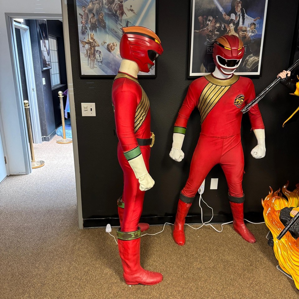 Red Power Ranger Life Size Pre-Owned Statue #3 1:1 Scale Display | eBay