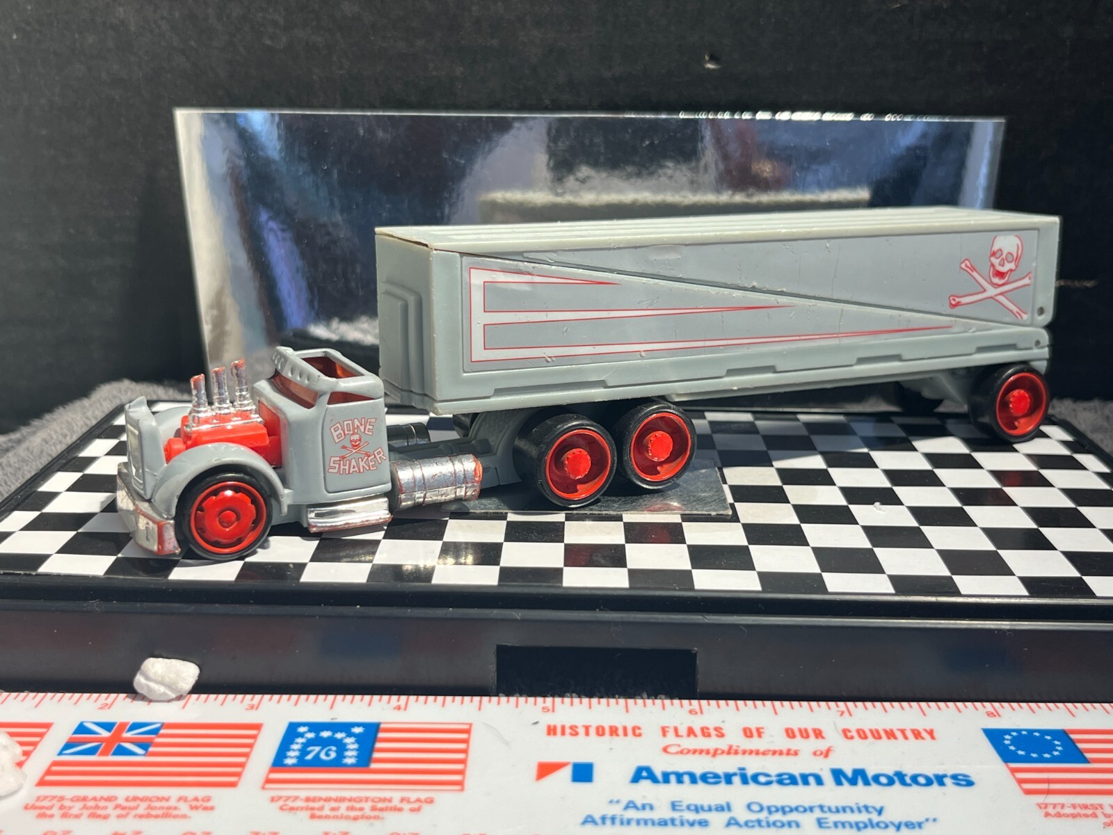 1/64 2007 SUPER HAULER CUSTOM BONE SHAKER GRAY FOLD OUT SEMI TRUCK M14 ...