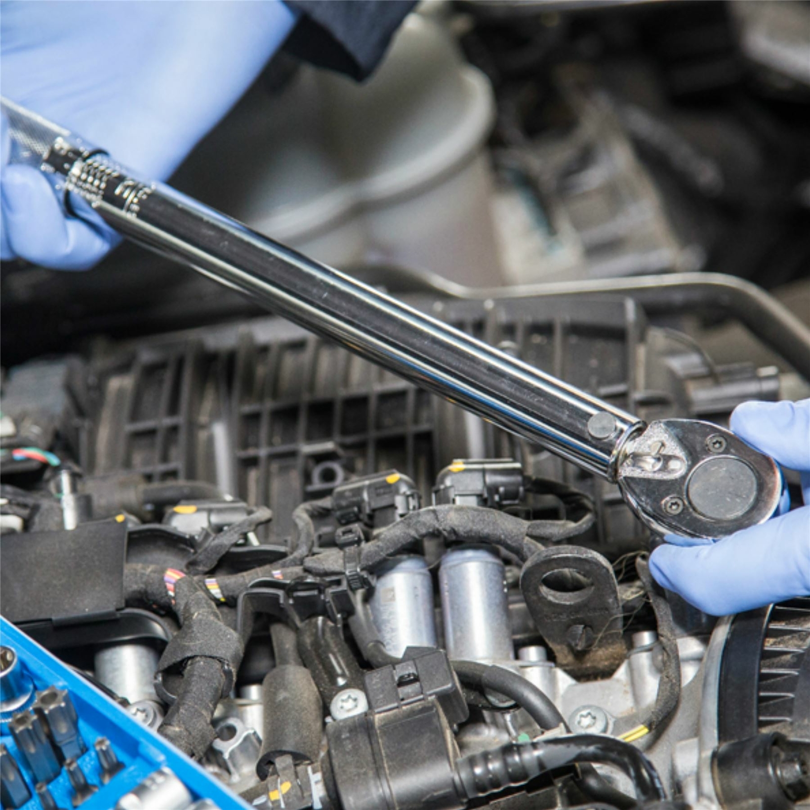 BlueSpot Adjustable Torque Wrench 19 -110Nm 3/8" Square Drive Hand ...