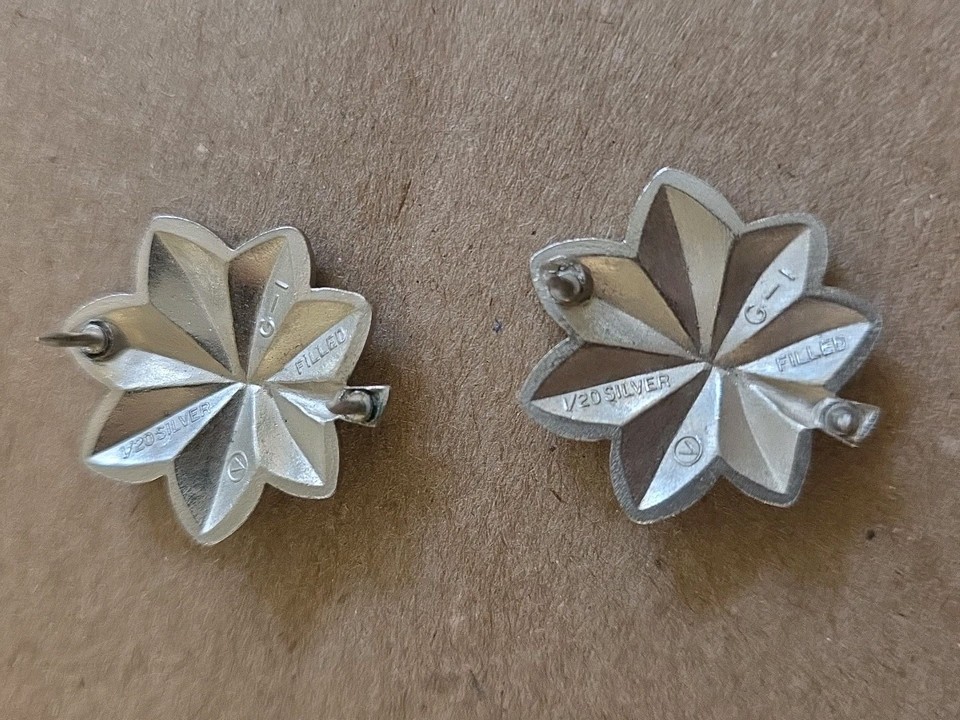 US Army Lieutenant Colonel insignia Oak Leaf Pins 1/20 Silver -2 Pieces ...