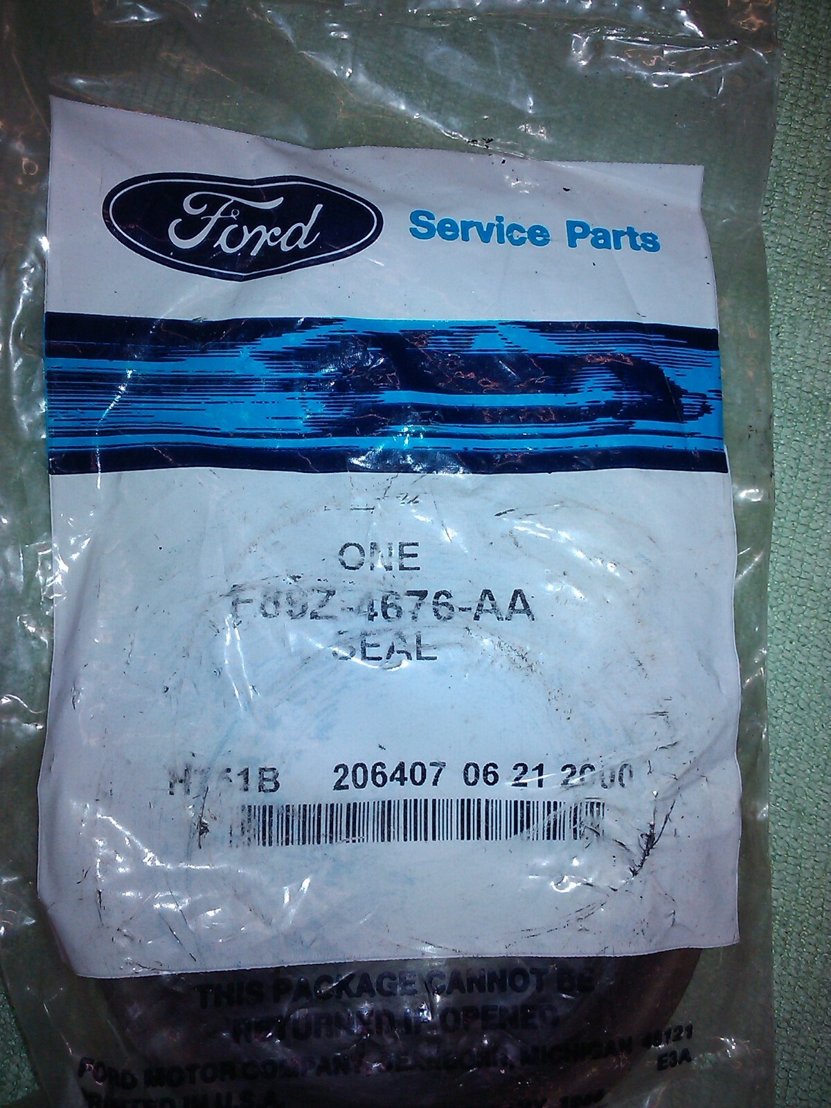 Ford F89z-4676-aa Differential Chunk Pinion Seal Af30e F89Z4676AA for ...
