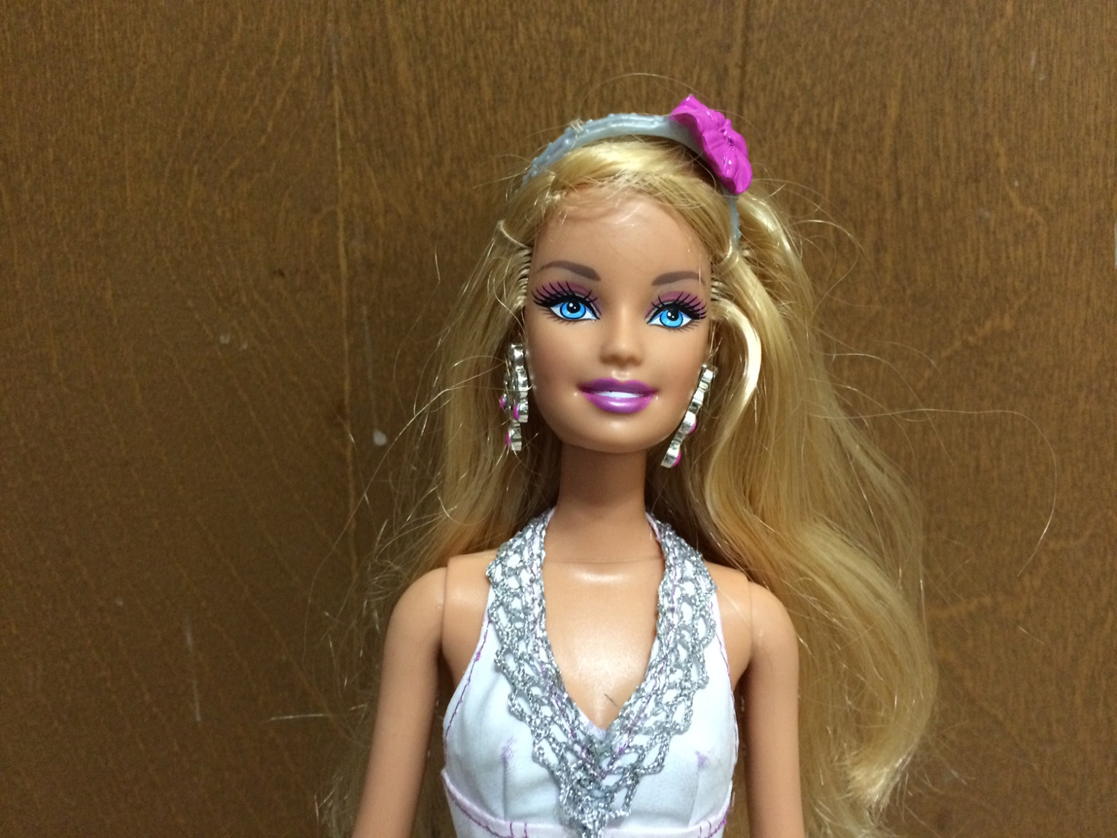 Barbie H2O Design Studio Doll Water Color Change Dress Silver Tattoo ...