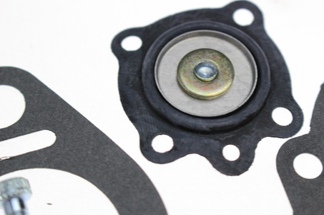 Carburetor Kit with Float fits Continental engine F227 F245 13652 13772 ...