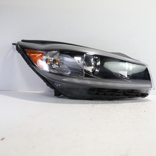 2019-2020 Kia Sorento Right Side Headlight Halogen bulb type LED OEM ...