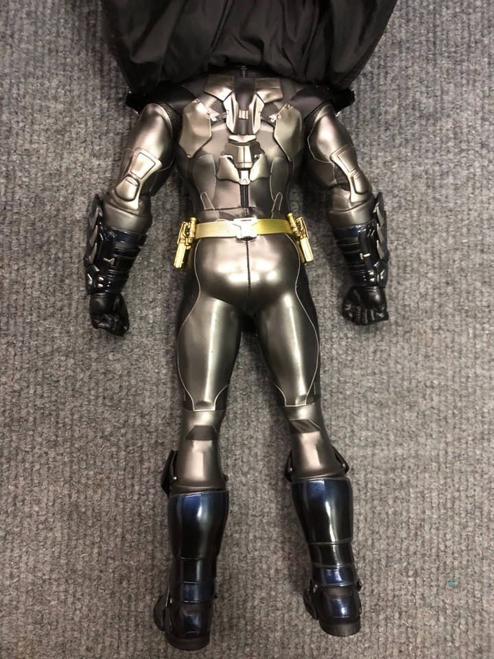 1/6 Hot Toys VGM26 Batman Arkham Knight Head Body with Suit* Action ...