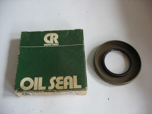 New NOS CR Industries Engine Oil Seal Part No. 13765 | eBay