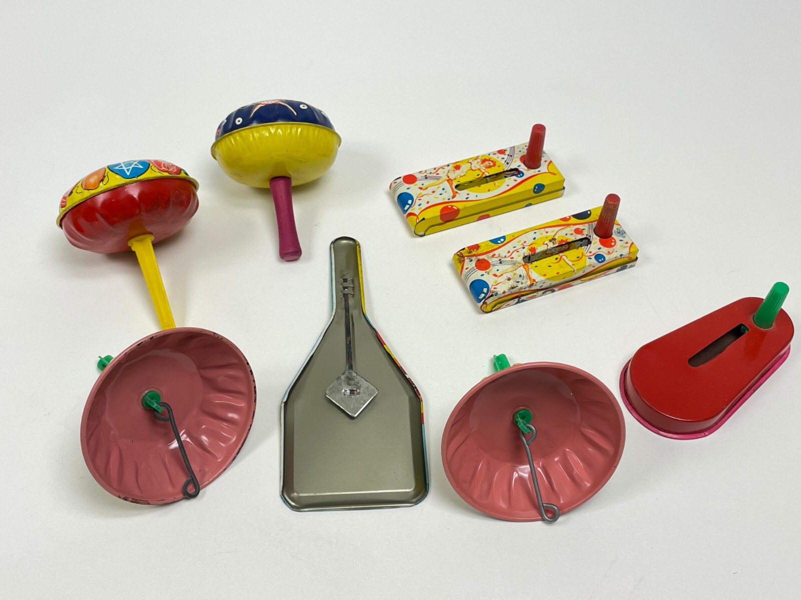 Vintage US Metal Toy Mfg Co Tin Noise Maker Party Celebration Litho ...