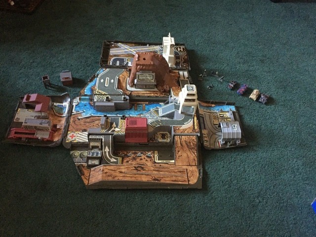 Micro Machines Military Army Van Fold Out Playset Tanks Army Men | eBay