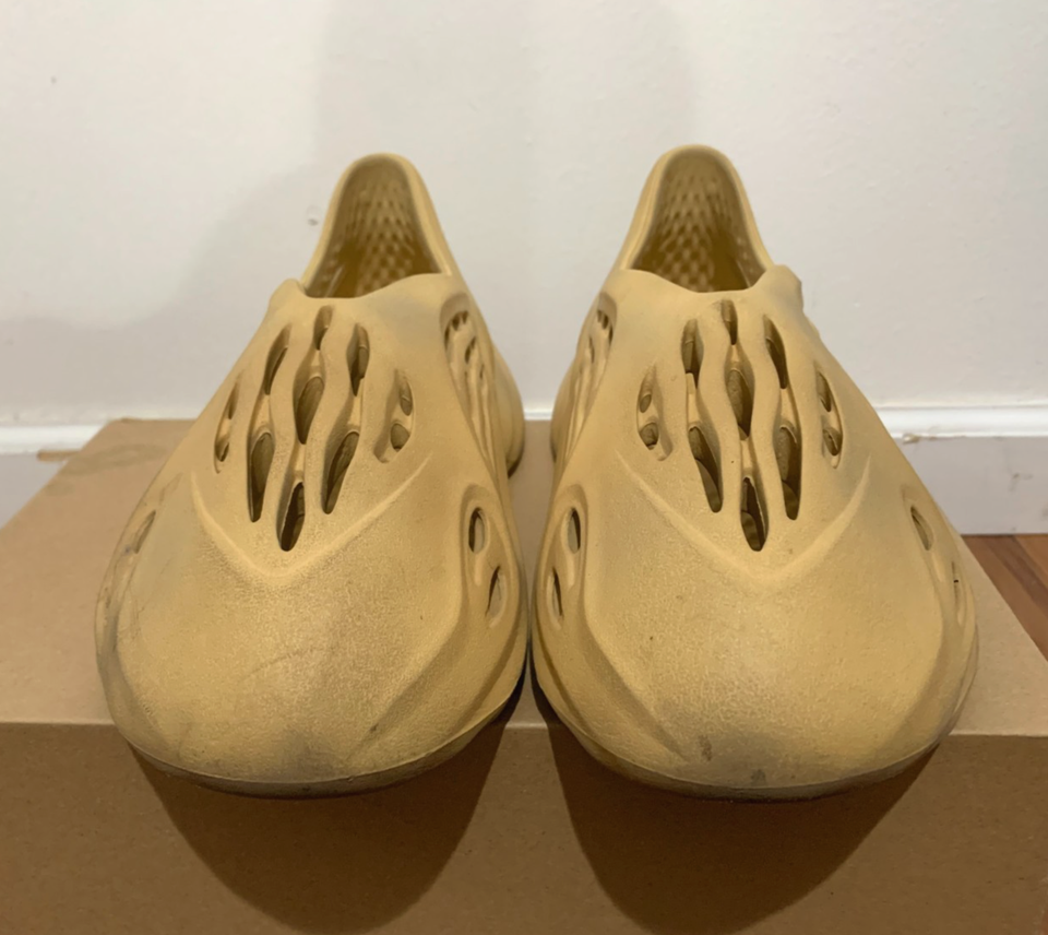 YEEZY Foam Runner Desert Sand sz.10 - 350 500 700 YZY Boost Adidas ...