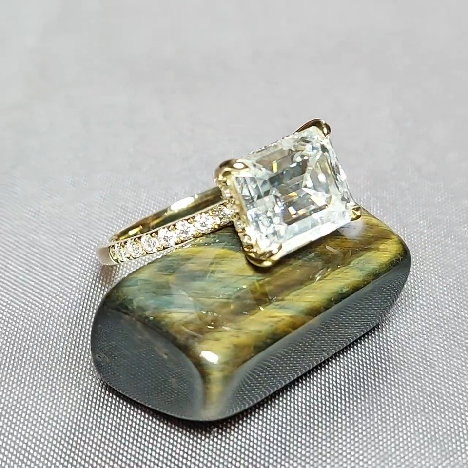 RARE 7.10 Ct Certified Emerald Cut Off White Treated Diamond Ring 925 ...