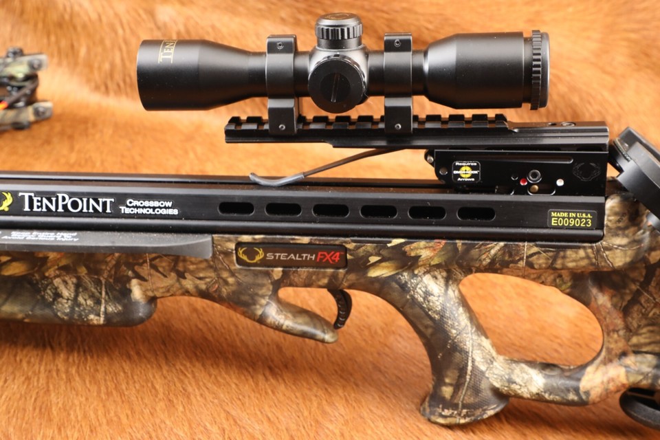 Ten Point Stealth FX4 113 Pound Cross Bow, Case, Scope, & 7x Carbon ...