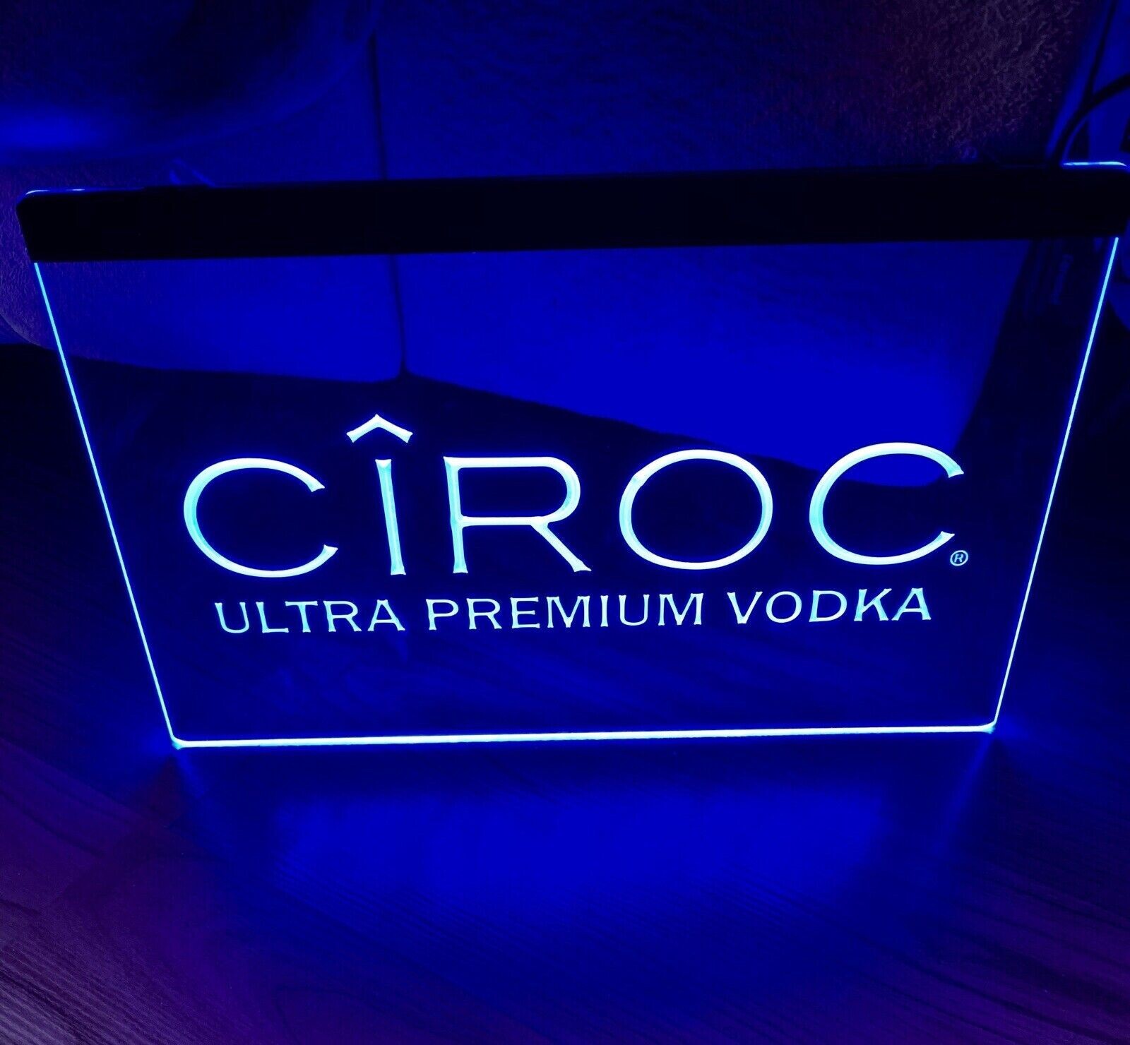 CIROC ULTRA PREMIUM VODKA LED Neon Light Sign Bar Beer Pub Club home ...