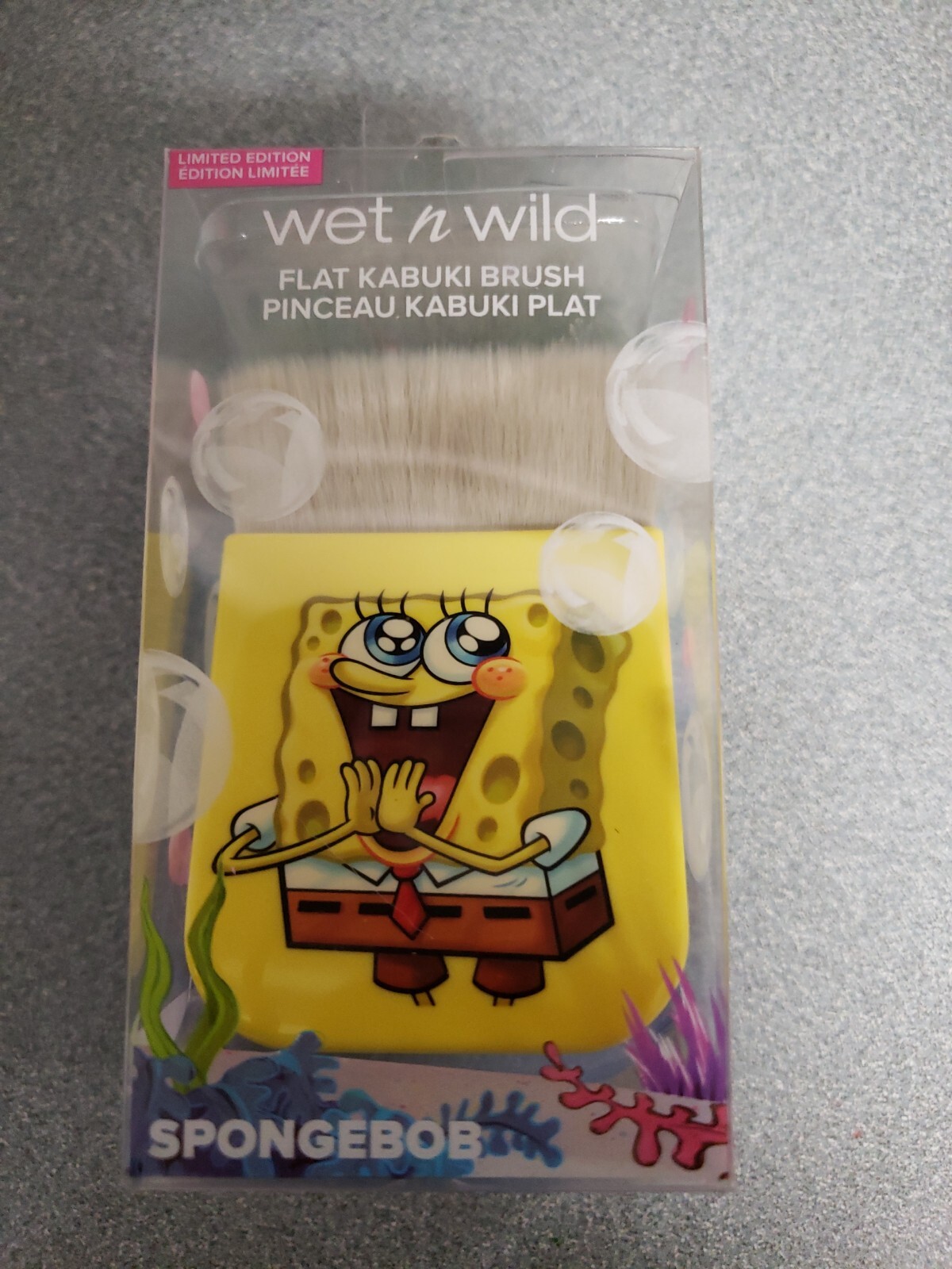 New Wet n Wild SpongeBob Nickelodeon Flat Kabuki Makeup Blending Brush ...