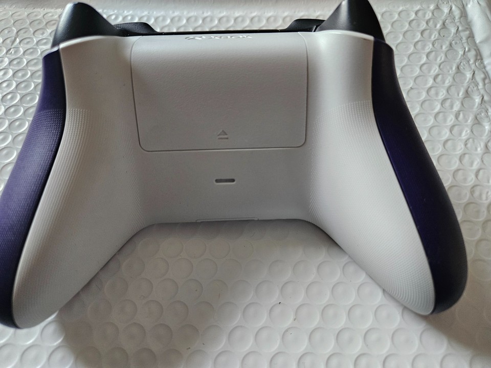 Microsoft Xbox Wireless Controller, Astral Purple Xbox Series X / S ...