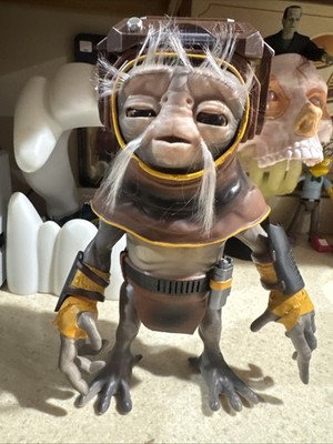 Disney Star Wars Galaxy’s Edge Droid Depot Babu Frik Interactive ...