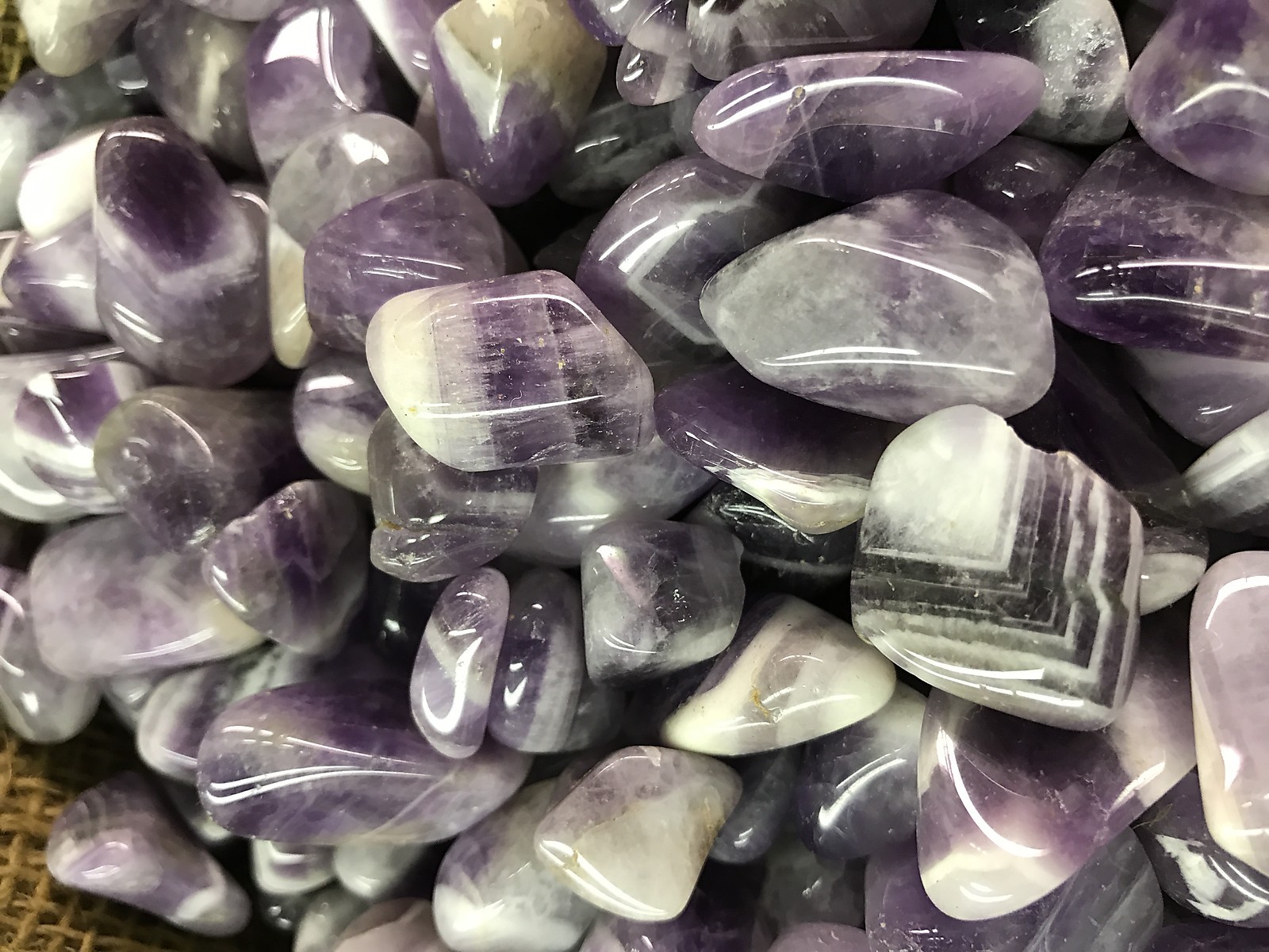 2000 Carat Lots of Polished Tumbled Banded Amethyst + FREE Faceted ...