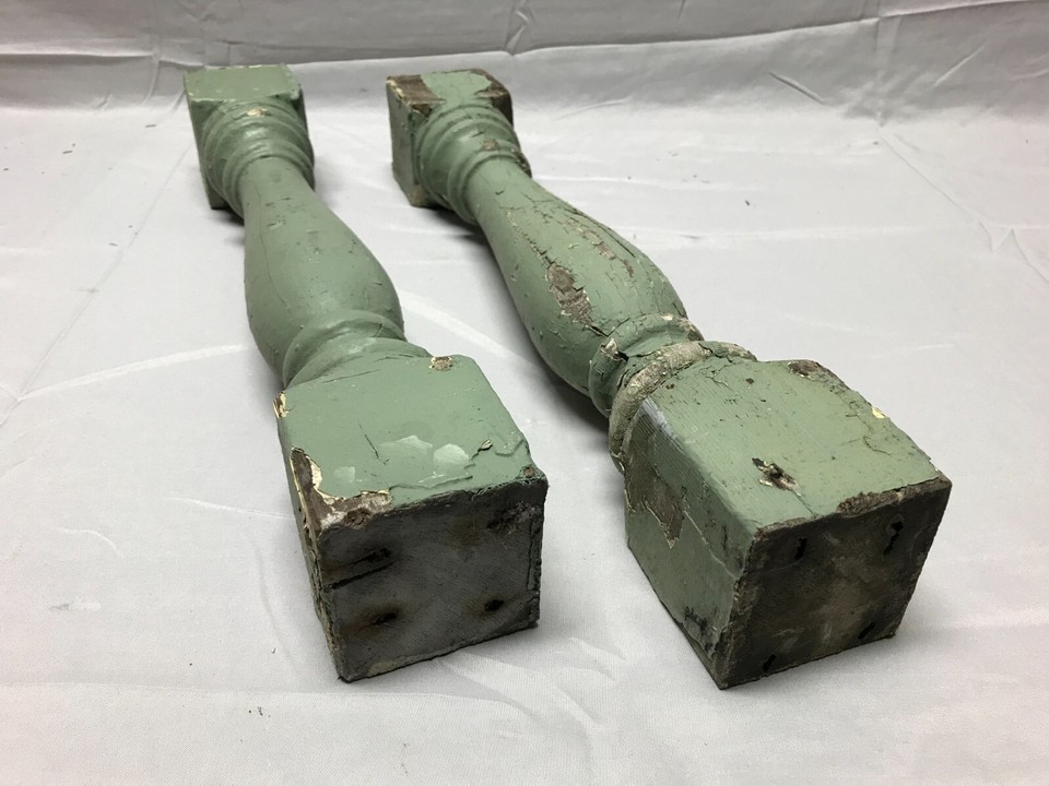 One VTG Pair Thick 3x18 Shabby Green Spindles Porch Balusters Old Chic ...