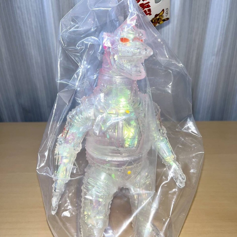Orange eyed Mechagodzilla 350 Crystal Pink Colored Aurora Clear Marusan ...