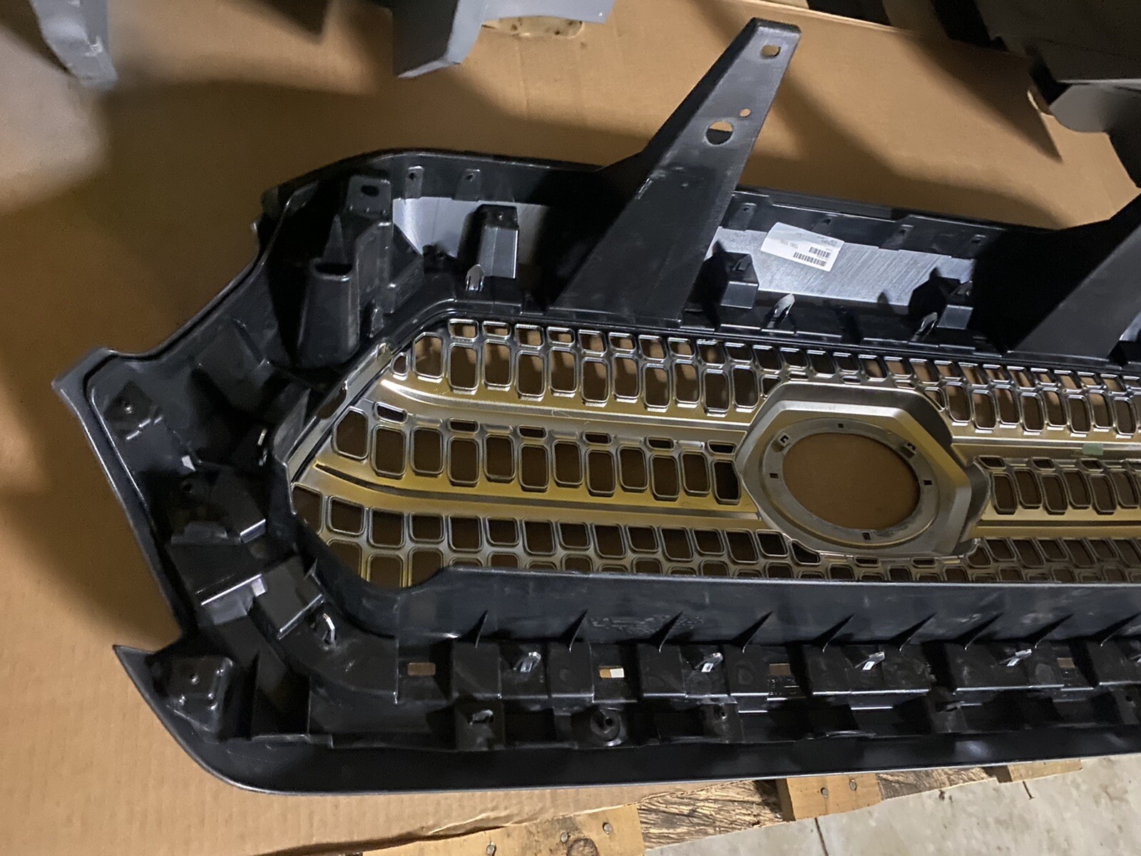 2016-2017 Toyota Tacoma Chrome Grille Grill TO1200418 5310004520C8 ...