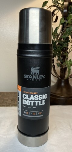 Stanley 20 oz Trigger-Action Travel Mug In Navy Blue BRAND for sale ...