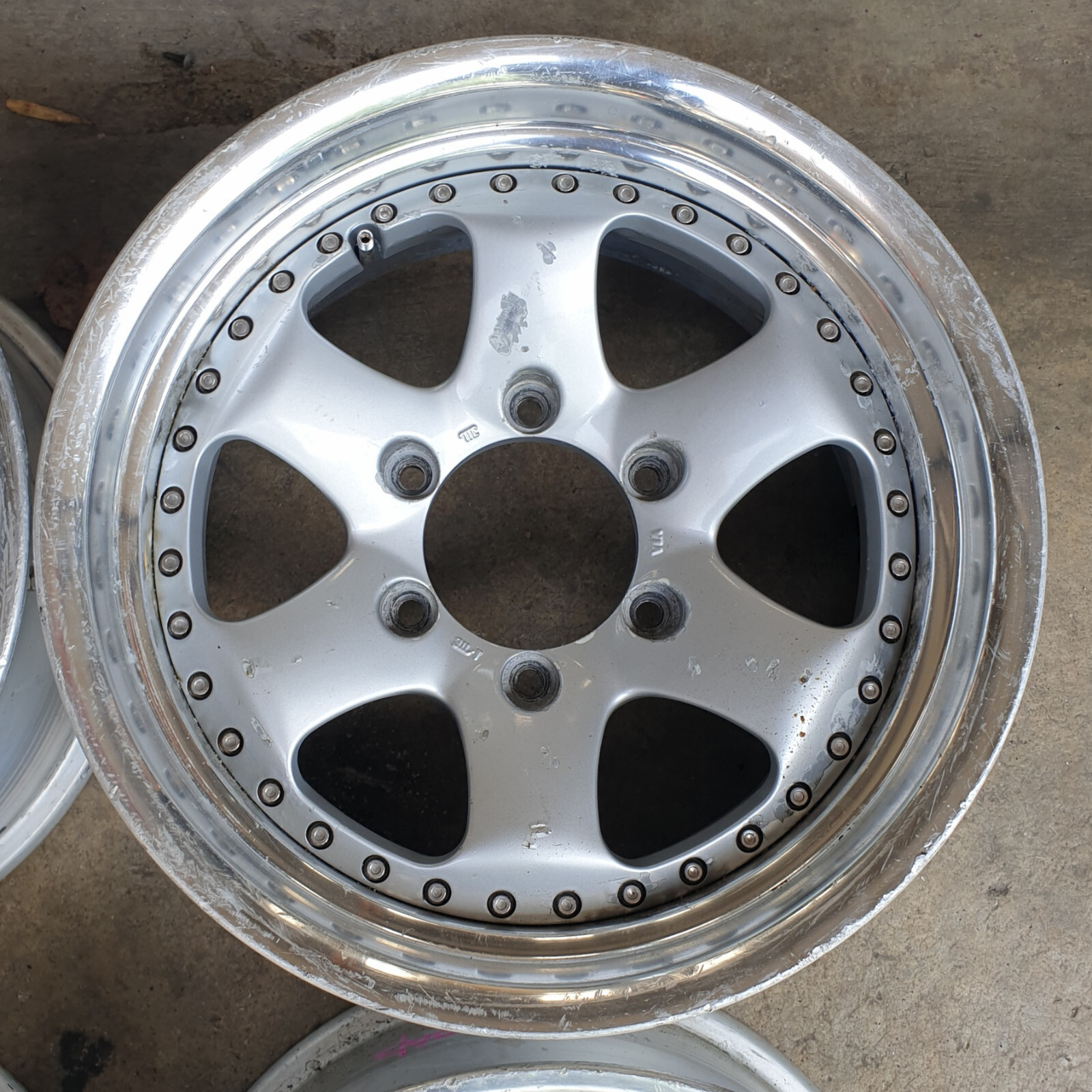 JDM 16" Berg Conquest rims wheels 139.7X6 hilux 4runner lc2 prado LC90 ...