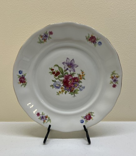 Favolina/Karolina Floral, Scalloped, Gold Trim, Meisen Flower 10 ...