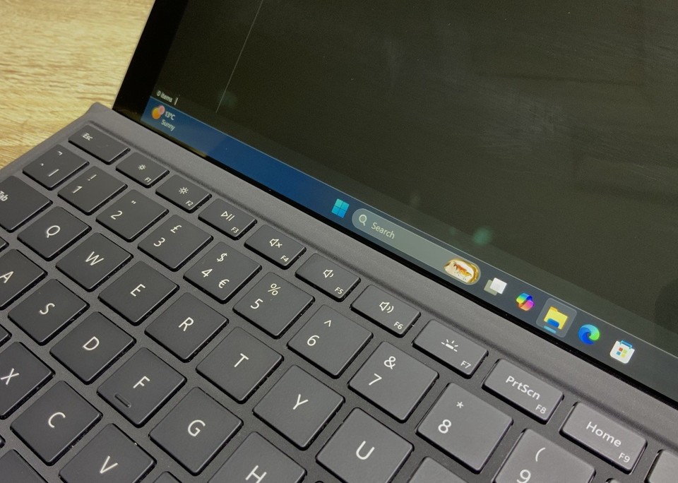 Microsoft Surface Pro 7 1866 WIN 11 i5 10th Gen 8GB 256GB SSD FHD ...