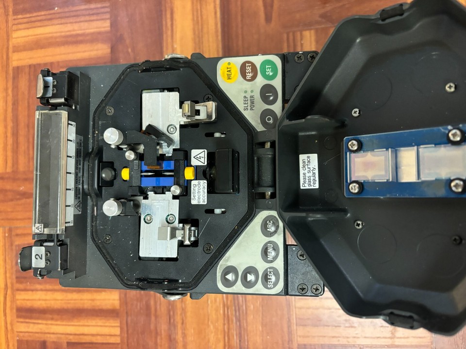 Sumitomo Type-65 SM MM Ribbon Fiber Fusion Splicer w/ Cleaver Type ...